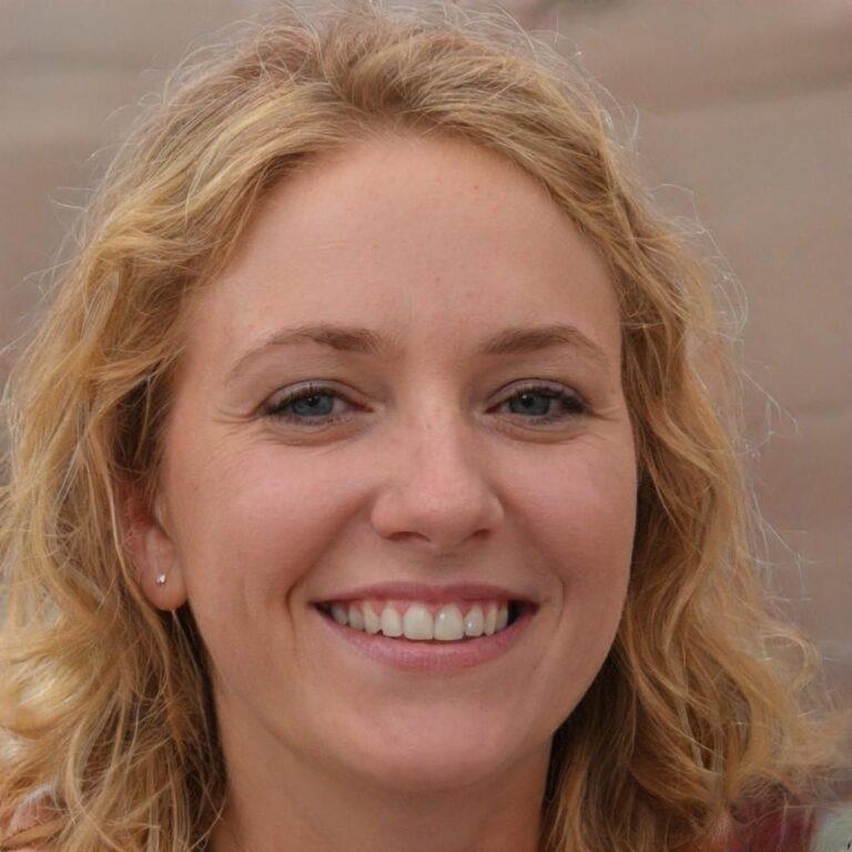 Seasonal House Flags: Transform Your Home for Every Holiday » HomeDecorFull